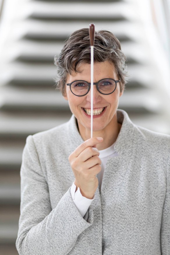 Elisabeth Fuchs: Leidenschaft und Innovation in der Philharmonie ...